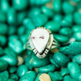 Ring White Buffalo Teardrop