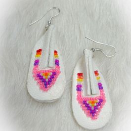 Earrings White Moccasins Pink